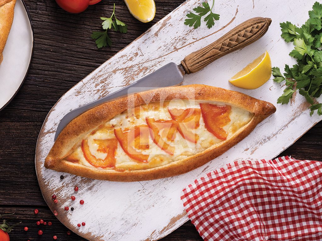 Pide Tomato & Mozzarella – Bazaar Import